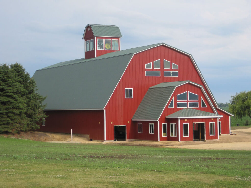 Gambrel - Harvest Moon Timber Frame